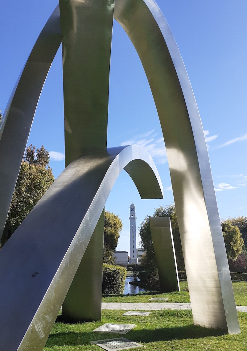 Luzterra, la escultura del Centenario UdeC, brilla en el Campus ... Luzterra, la escultura del Centenario UdeC, brilla en el Campus ...