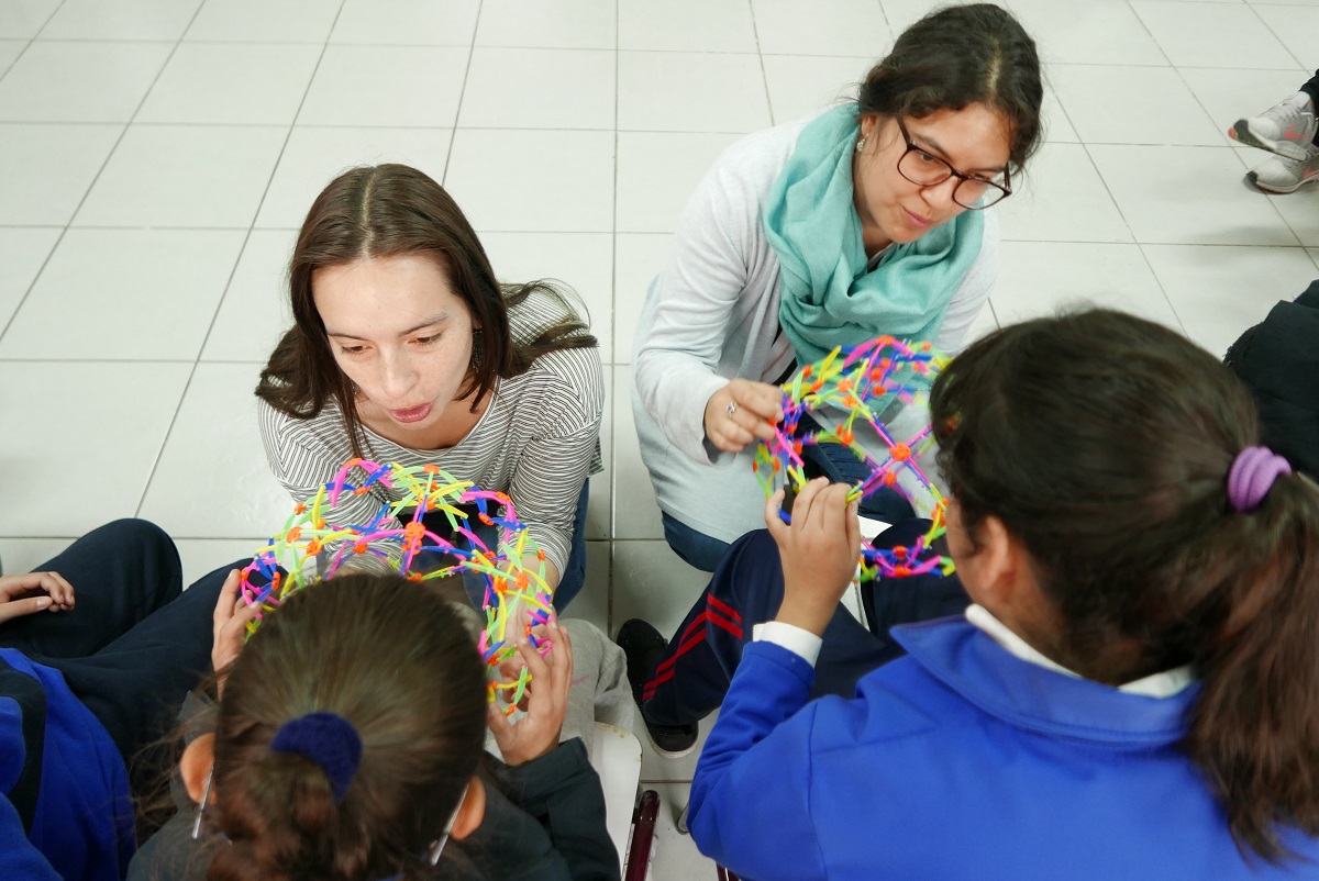 Ciencia Inclusiva: Dedoscopio busca acercar el universo a través del ...