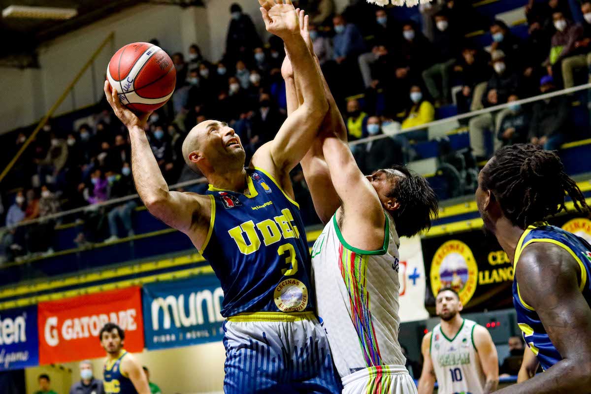 Basket UdeC se impone 2-0 en cuartos de final de la LNB - Noticias UdeC