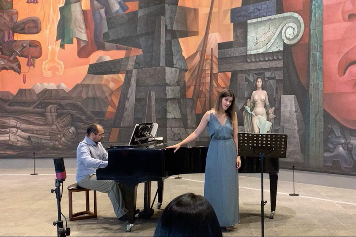 Un canto sobre la Infancia: Gabriela Mistral en Concierto en el Teatro ...