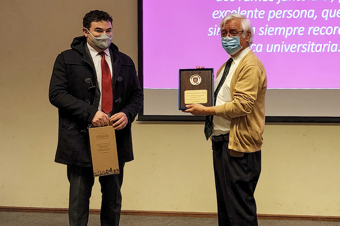 Profesor Ricardo Contreras deja las aulas de Ingeniería UdeC tras 44 ...
