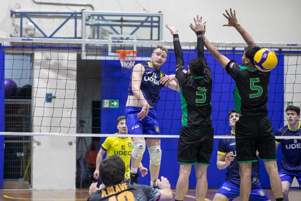 Otro triunfo y pasajes a cuartos de final: UdeC clasificó sin ceder un set en el CNU de Vóleibol ...