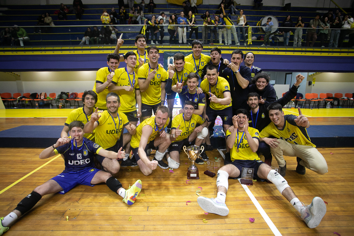 ¡Con remontada desde las profundidades del abismo!: UdeC es el nuevo campeón del CNU de Vóleibol ...