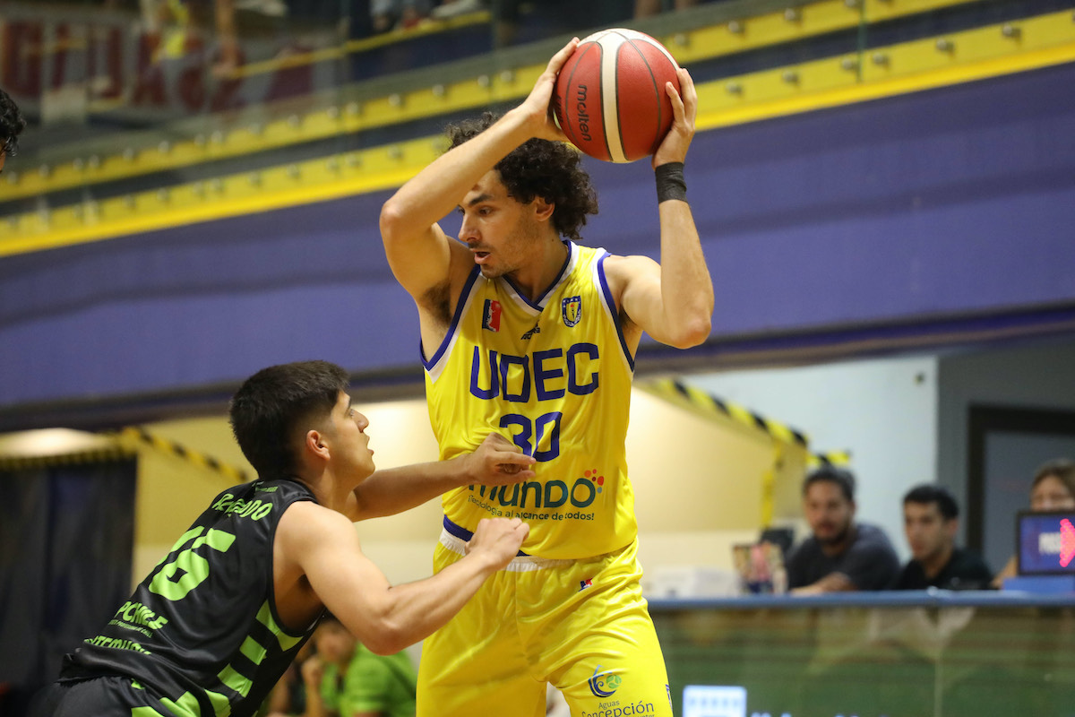 El bicampeón se lució ante su gente: Basket UdeC superó claramente a AB Temuco - Noticias UdeC