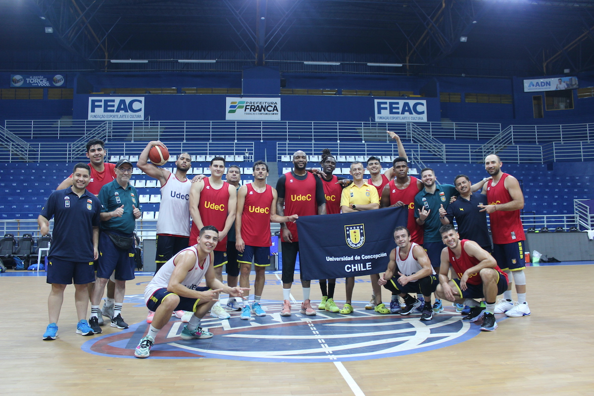 Por la gloria: Basket UdeC ya está en Brasil y engrana sus piezas para el partido ante Obras ...