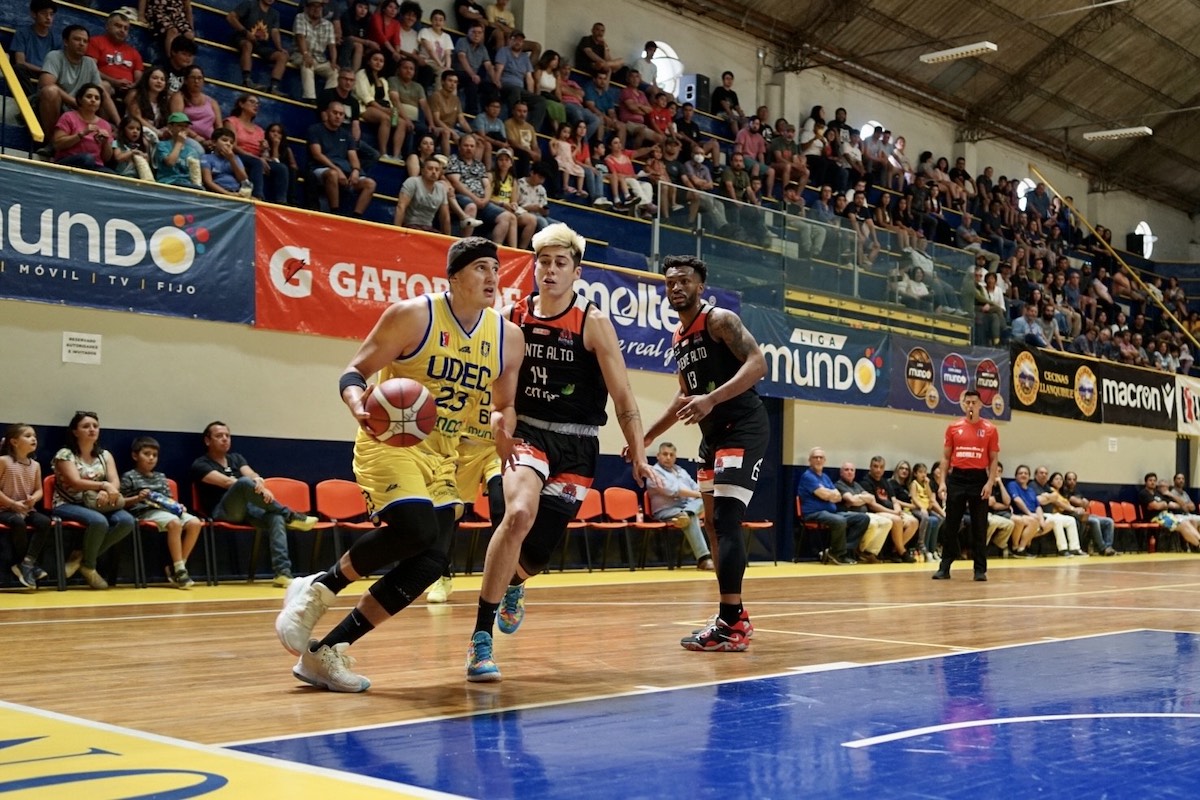 En el cuarto final marcó diferencias: Basket UdeC superó a un complicado Municipal Puente Alto ...