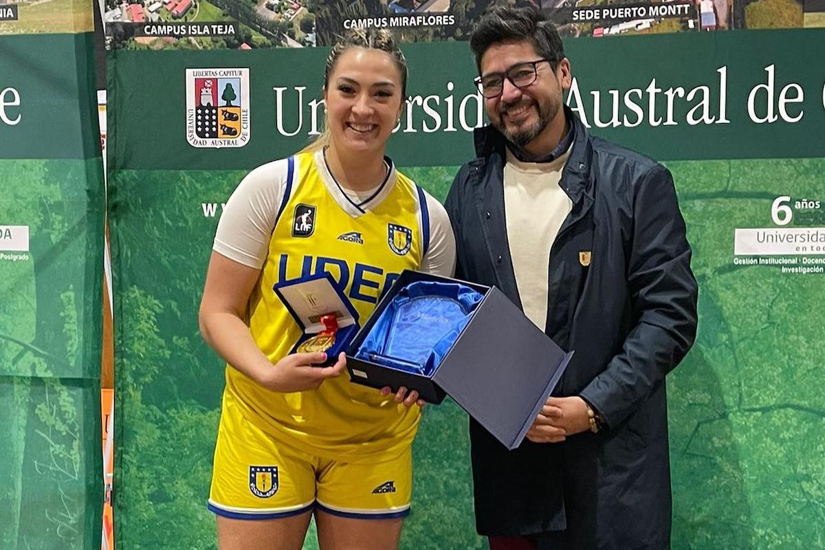 La mejor del Nacional Universitario de Básquetbol es de la UdeC: Bárbara Cousiño se llevó todos ...