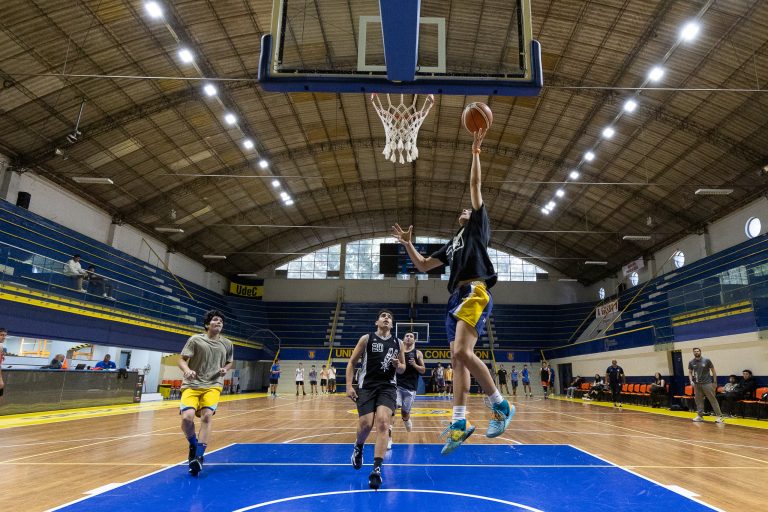 Exitosas jornadas de pruebas para formar parte de la selección masculina de básquetbol UdeC ...