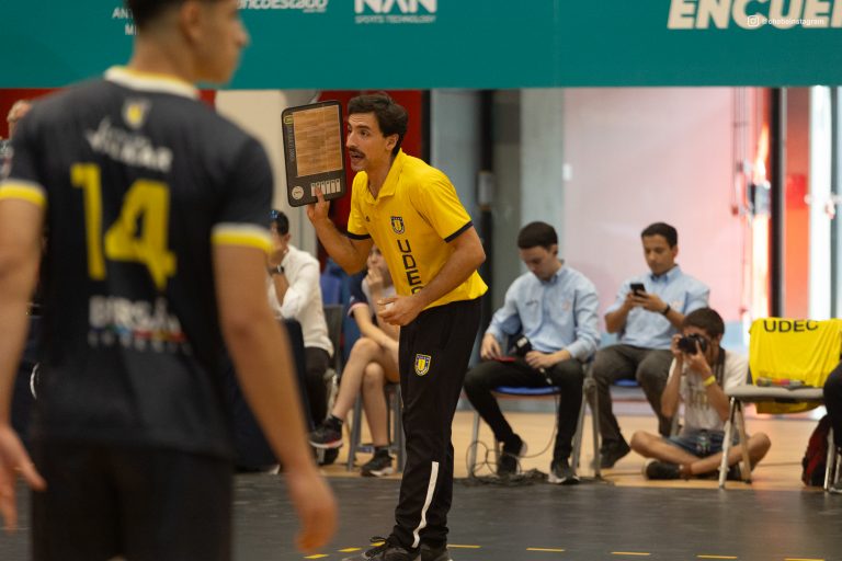 Vóleibol UdeC: Juan Ignacio Armoa proyecta un 2024 en el que desea superar una vara muy alta ...