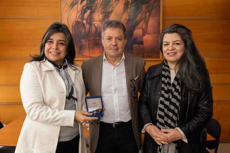 Dra. Mabel Alarcón asume como la primera Decana en los 21 años de la ...