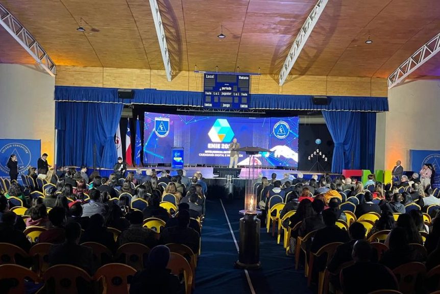 UdeC participa en ENIE 2025 con exposiciones sobre IA aplicada a la ...